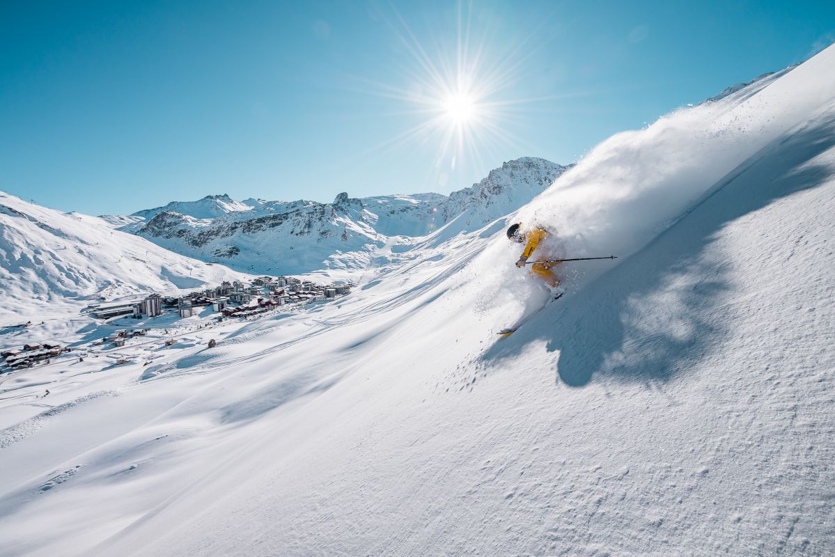 Top Reasons To Go Spring Skiing on an April Ski Holiday